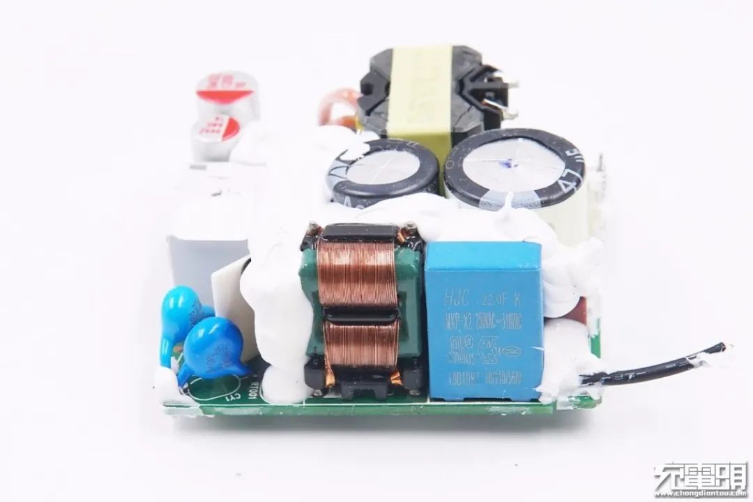 拆解报告：realme真我65W氮化镓快充充电器VCA7GACH-icspec