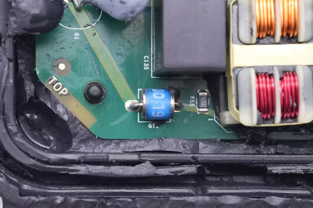 拆解报告：ENPHASE ENERGY IQ8X 微型逆变器-icspec