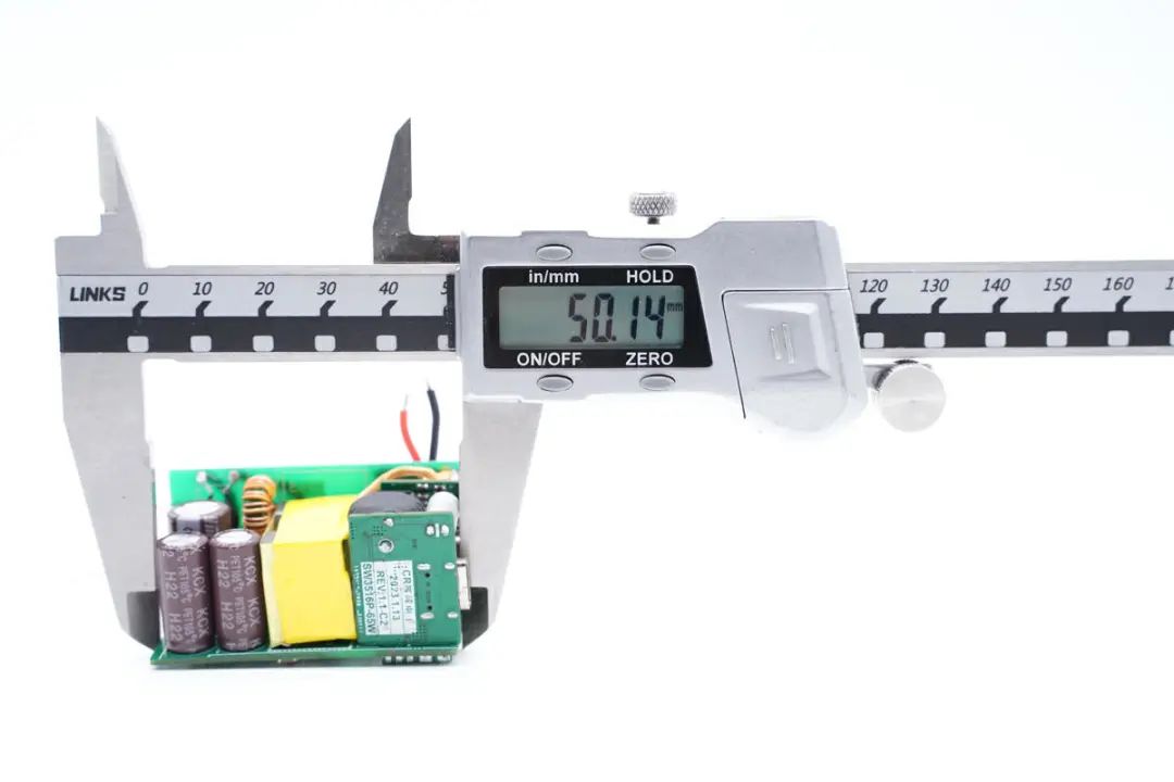 功率密度达1.76W/cm³，展嵘电子65W双USB-C快充方案解析-icspec