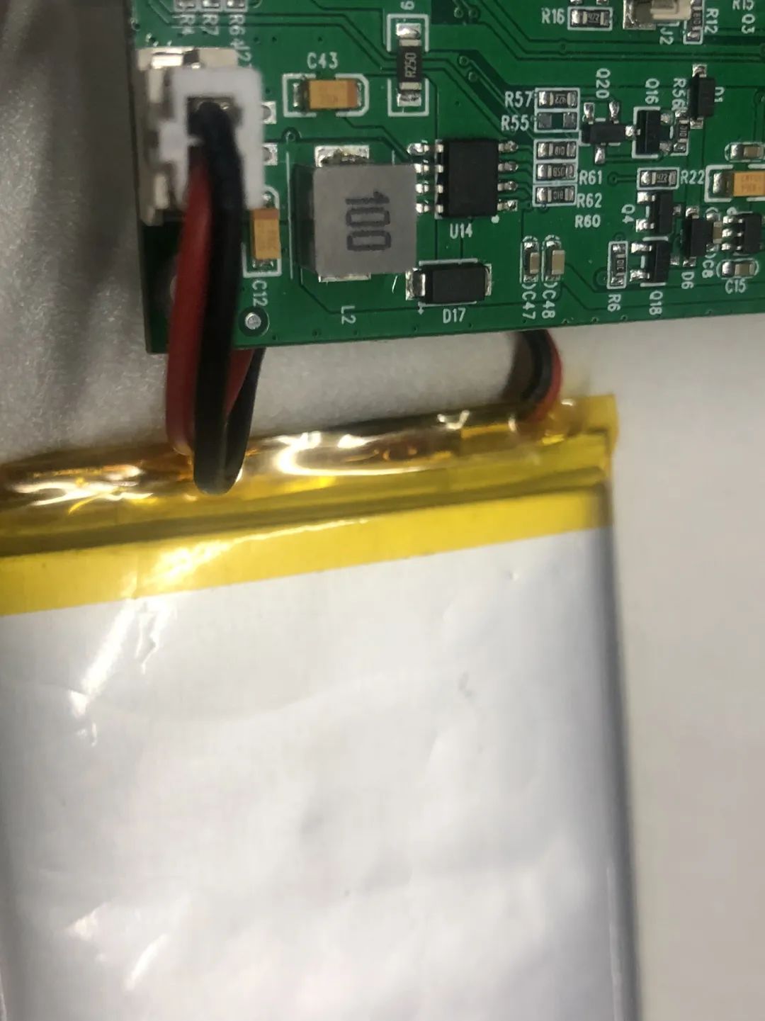 硬件调试的时候，拔电池，结果充电IC损坏了-icspec