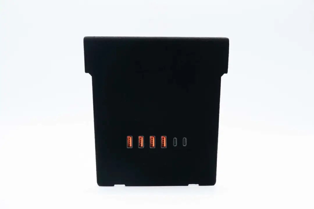 专为特斯拉Model 3/Y设计，中控扶手箱数据恢复面板拆解-icspec