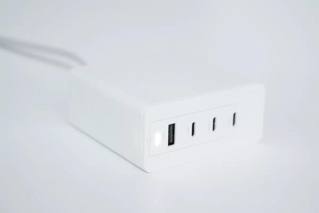 拆解报告：mophie 120W 3C1A四口氮化镓桌面充电器-icspec