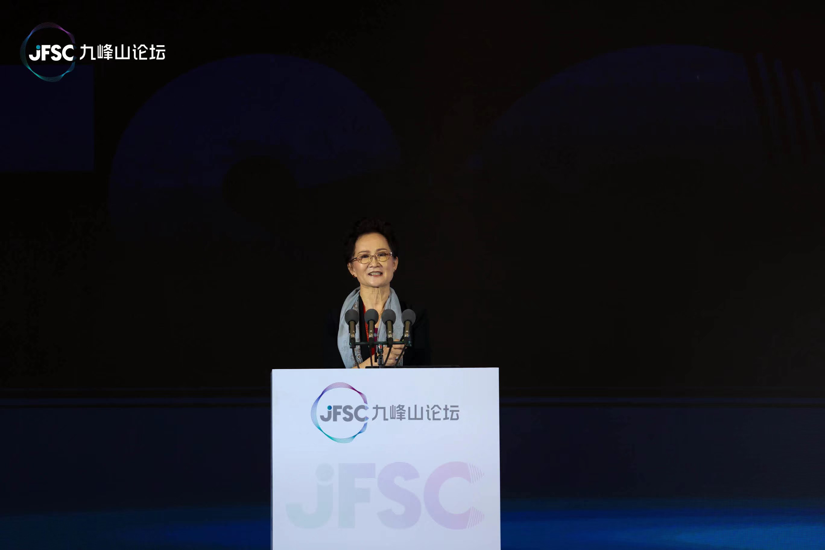 吴玲：中国化合物半导体产业发展的四大机遇-icspec