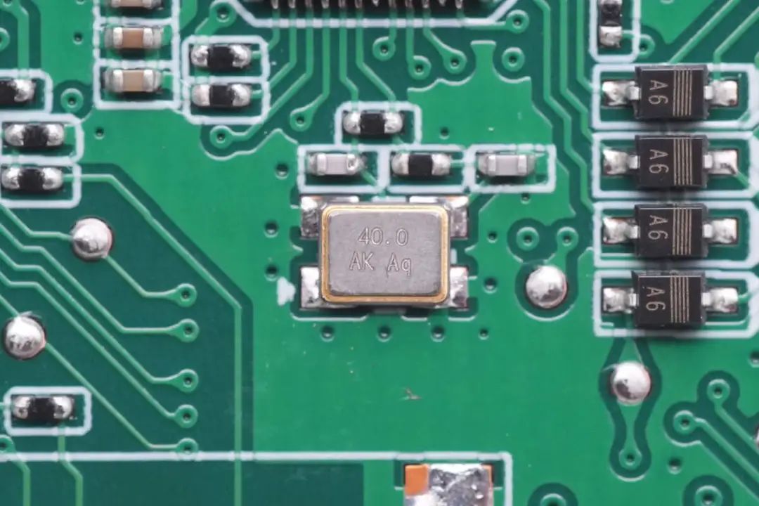 拆解报告：CHERY奇瑞车载手机无线充电模块-icspec